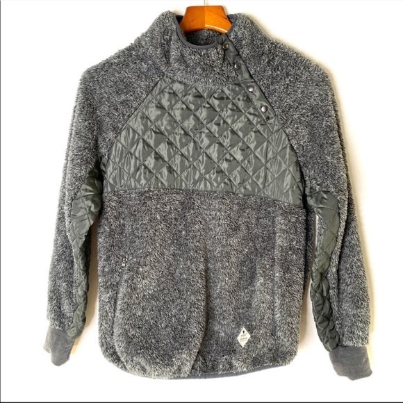 Simply Southern | Tops | Simply Southern Gray Fuzzy Fleecequilted ...